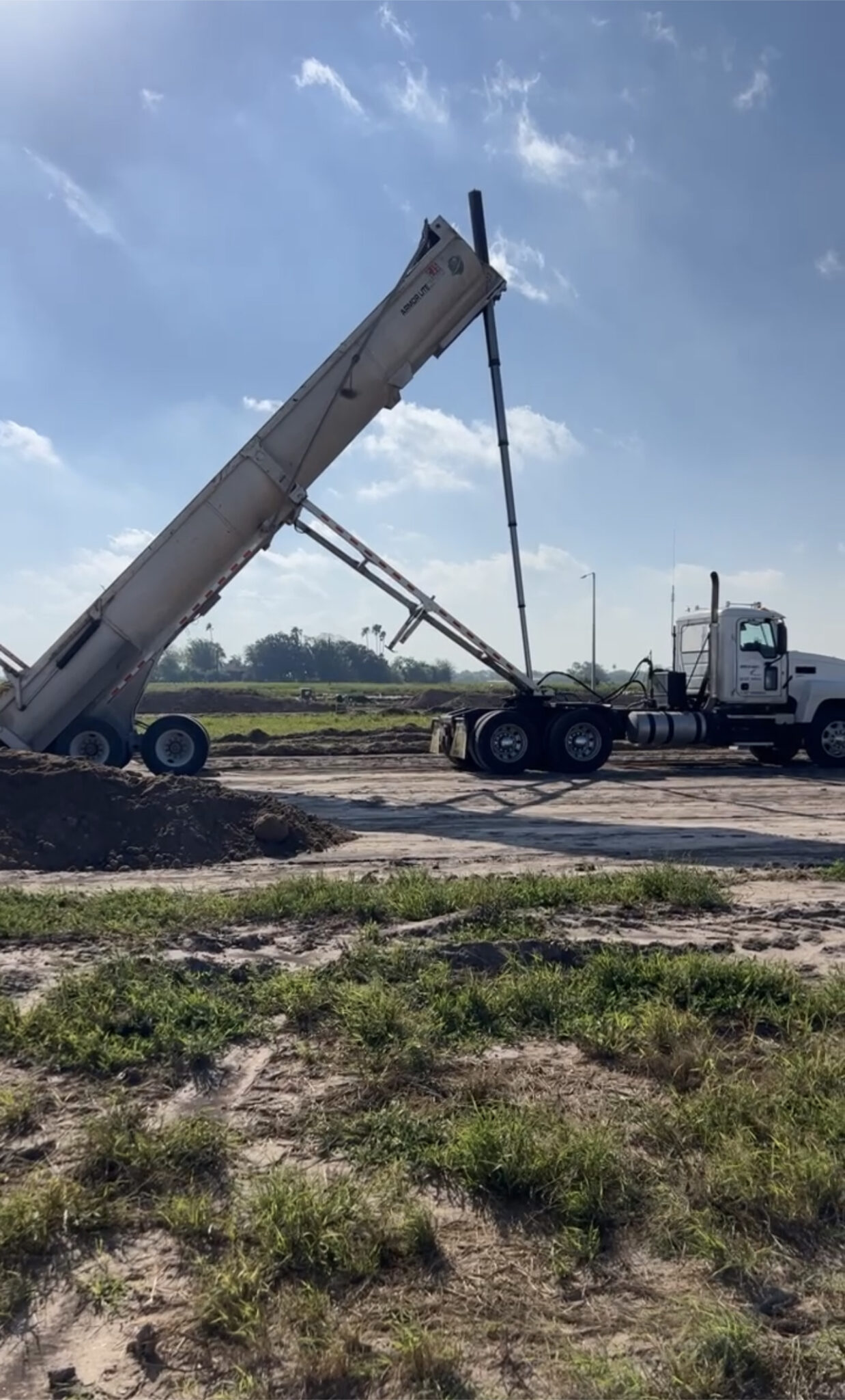 Southern Star Transport provides end dump trailers - Southern Star ...